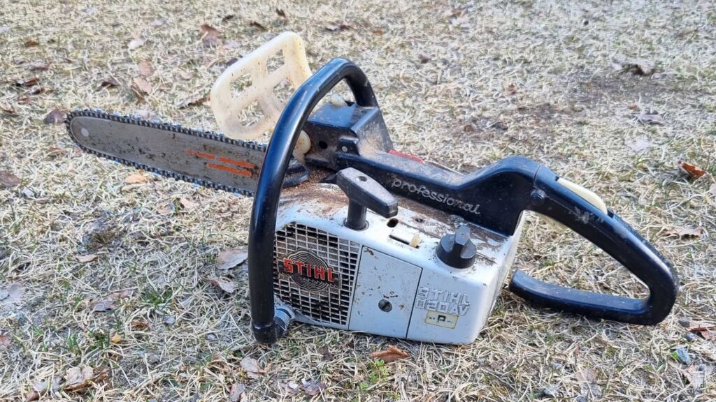 Stihl 020 AV Professional, retrosaha – Moottorisahasivusto